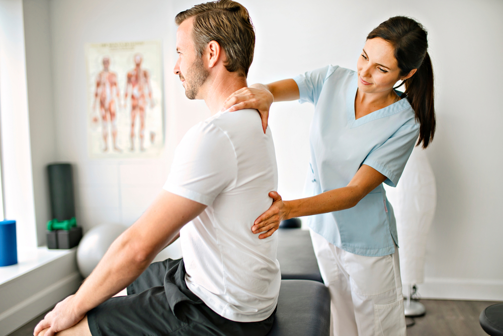 Difference Between A Chiropractor And An Orthopedic Doctor